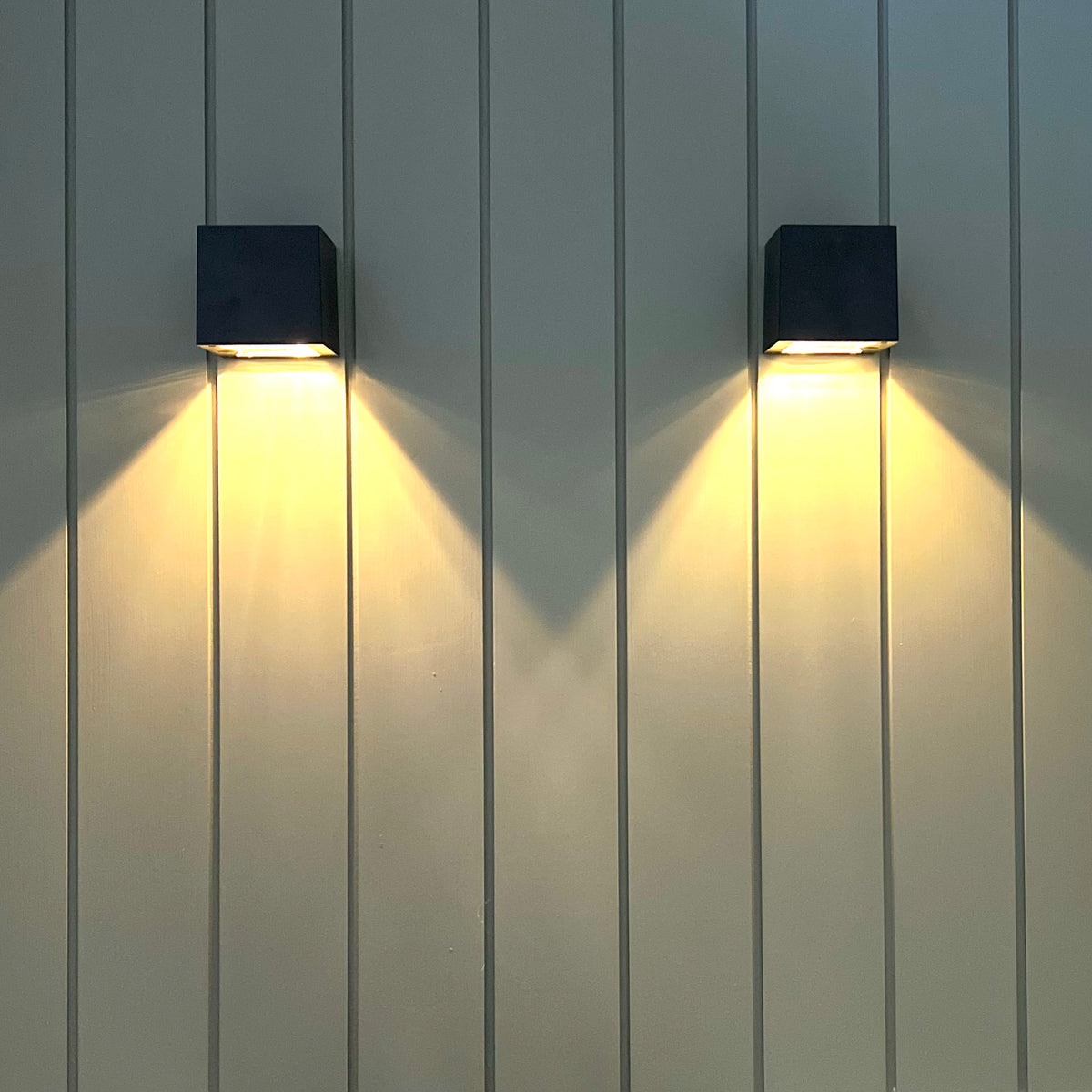 Cube Solar Outdoor Wall Light – The Gardenista